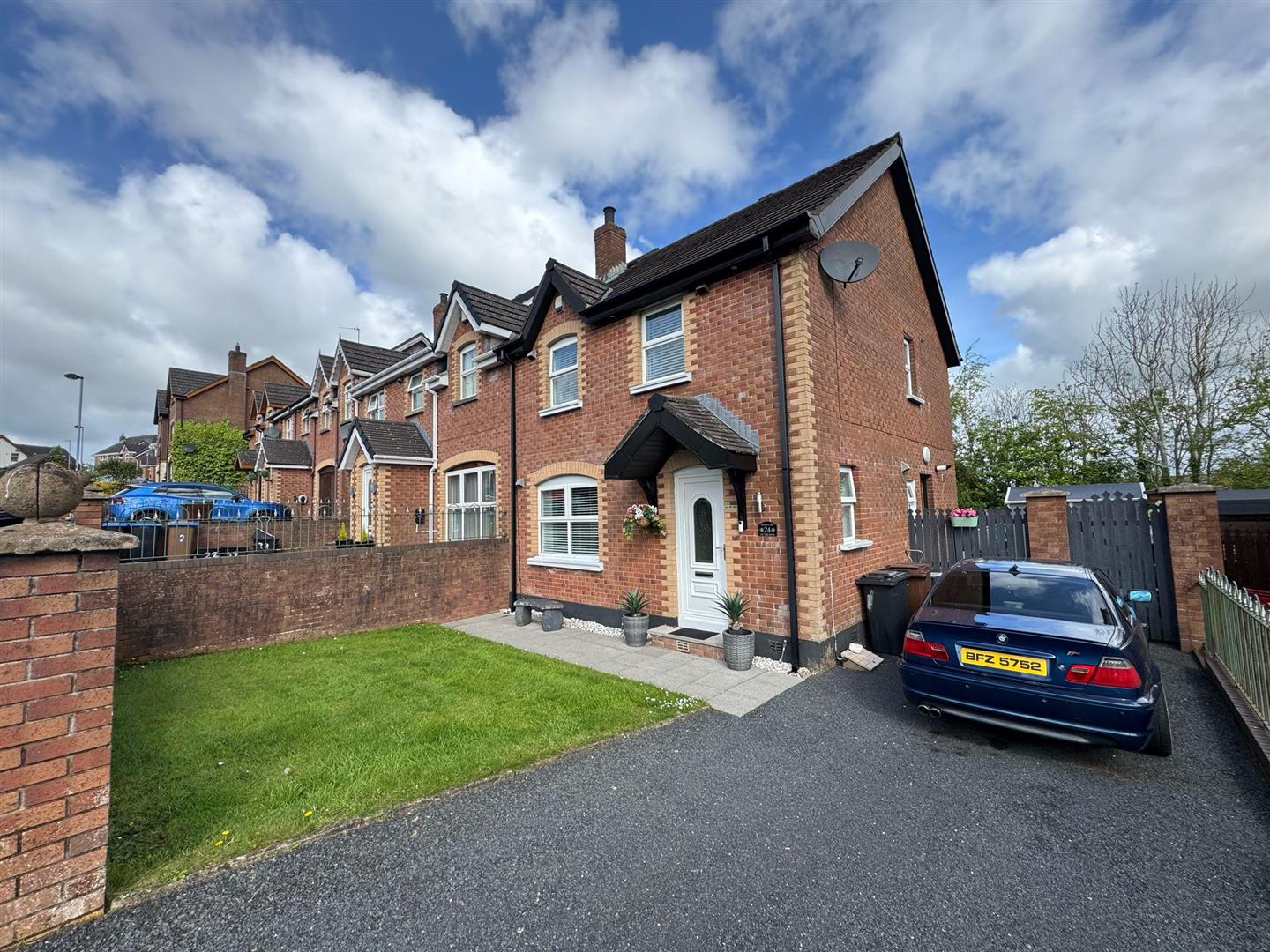 24 Mayfield Heights, Hightown Road, Newtownabbey, BT36 7WL for sale ...